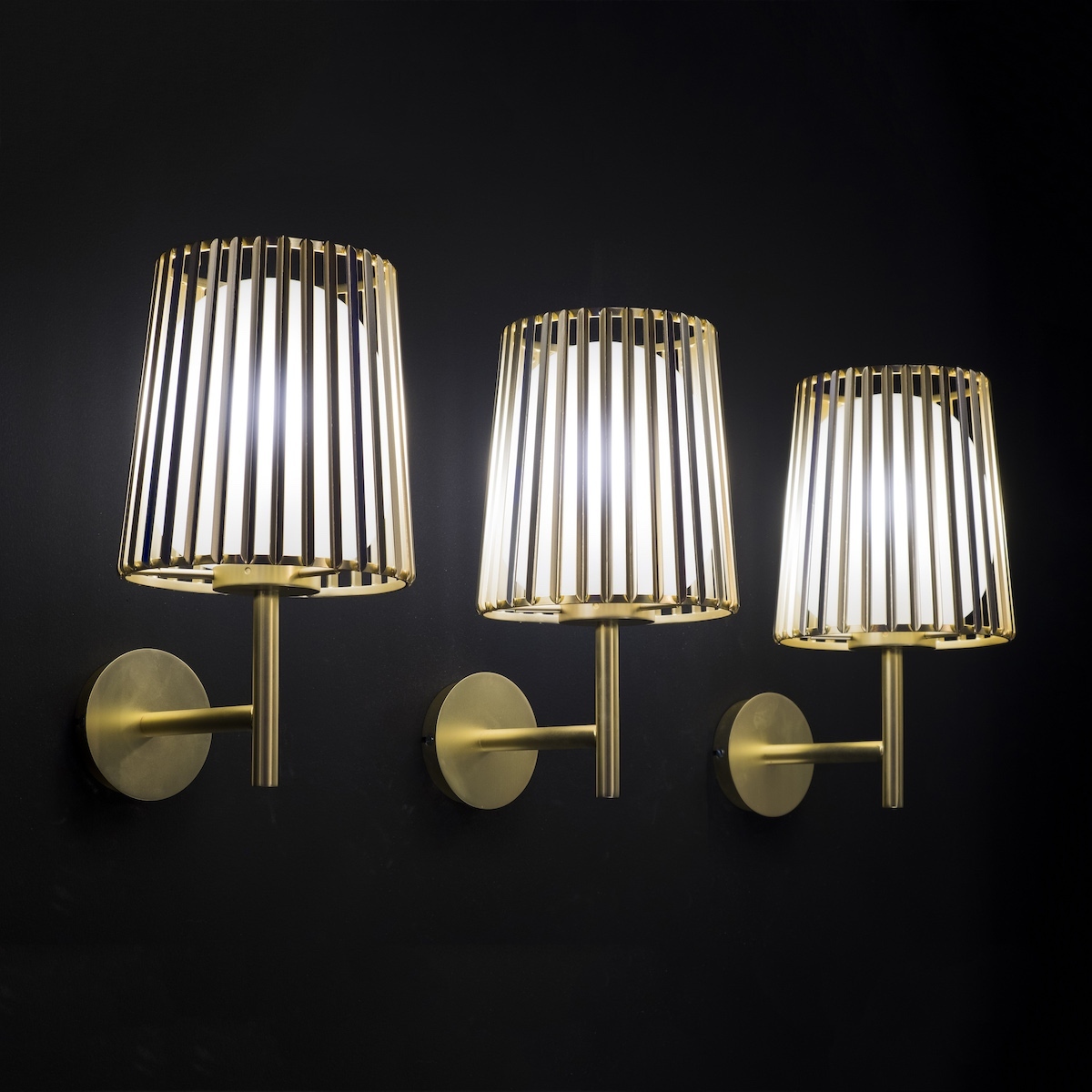 Lightingspiration - JULIA WALL